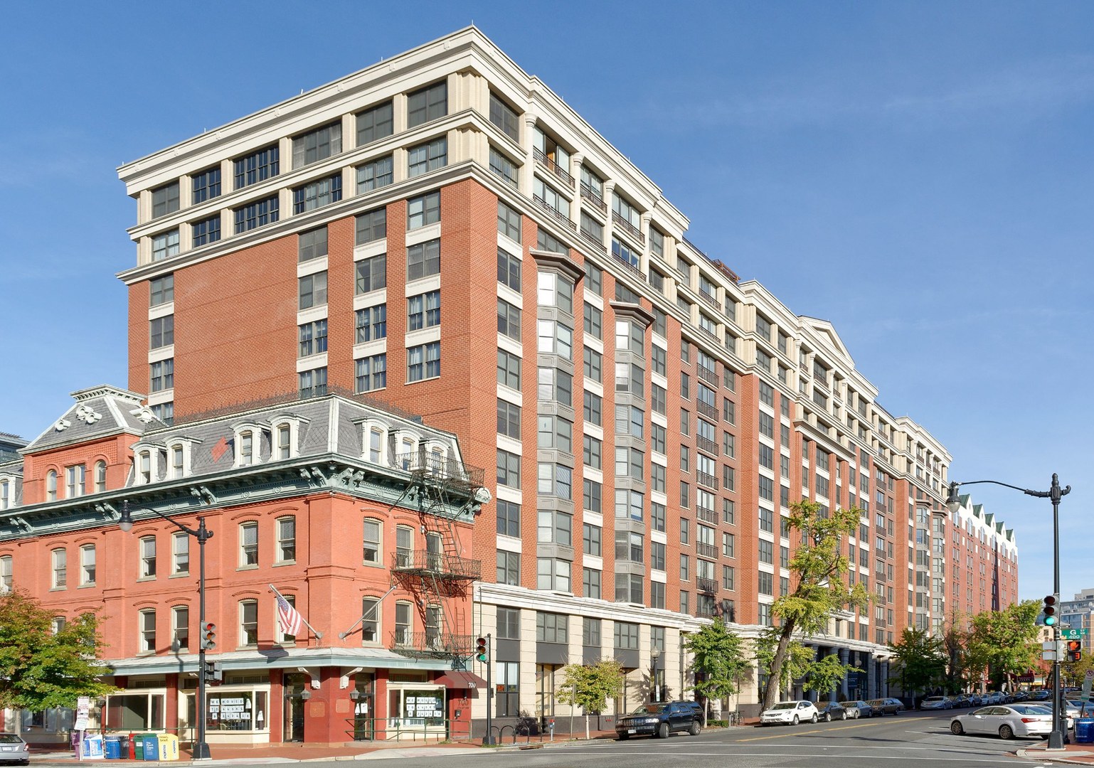 Gallery | Apartments in Gallery Place DC | The Esquire on Fifth